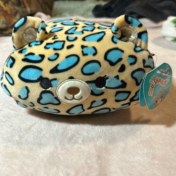 Kellytoy | Toys | Squishmallows Emanga Teal Stackable Leopard Kellytoy ...